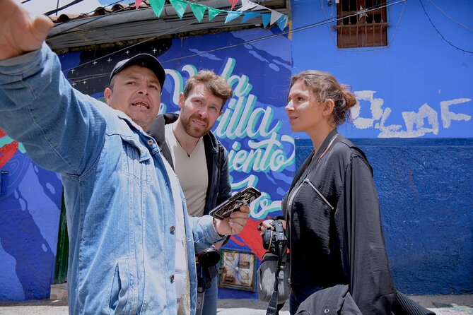 Breaking Borders: Bogotá's Resilient Social Change Tour in Egipto - Key Points