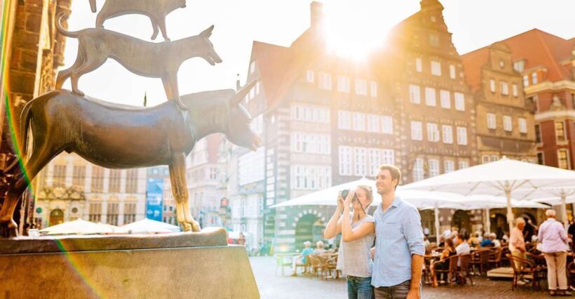 Bremen: City Center Guided Walking Tour - Highlights in Detail