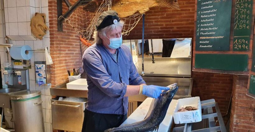 Bremerhaven: Fish Bite Guided Walking Tour - A Walk Through Bremerhaven’s Fishery Heritage