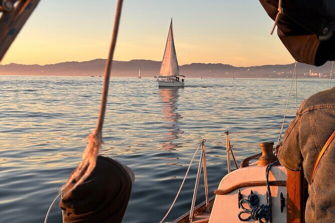 Bring Your Own Beverages One Hour Harbor Cruise - FAQ