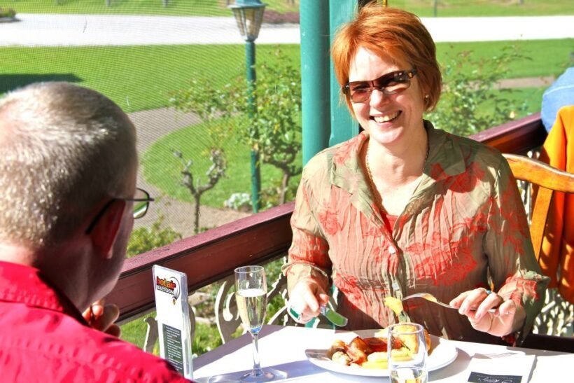 Brisbane: Hot Air Balloon Flight with Vineyard Breakfast - An In-Depth Look at the Experience