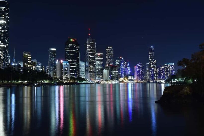 Brisbane: Private Brisbane Night Tour with Stops - Transportation, Timing, and Practicalities