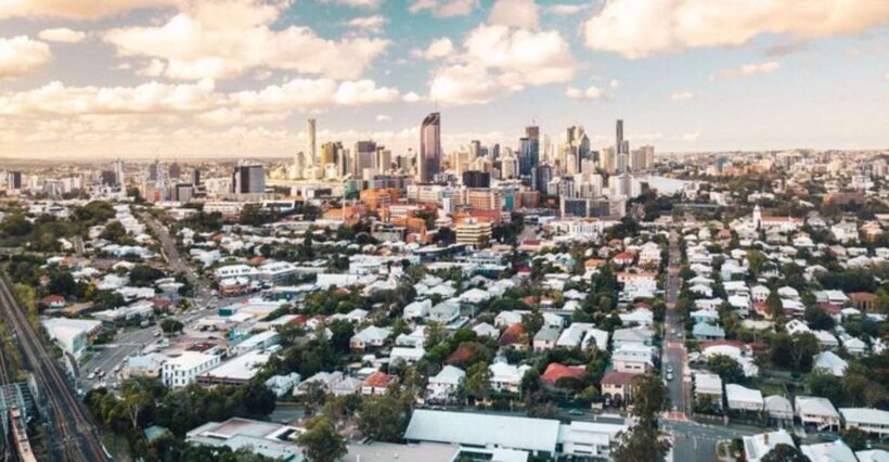 Brisbane: Private custom tour with a local guide - Key Points