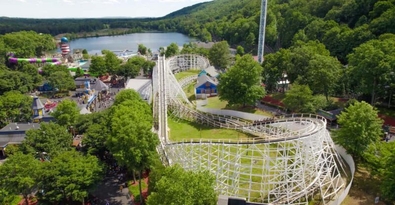 Bristol: Lake Compounce Admission Ticket - Key Points