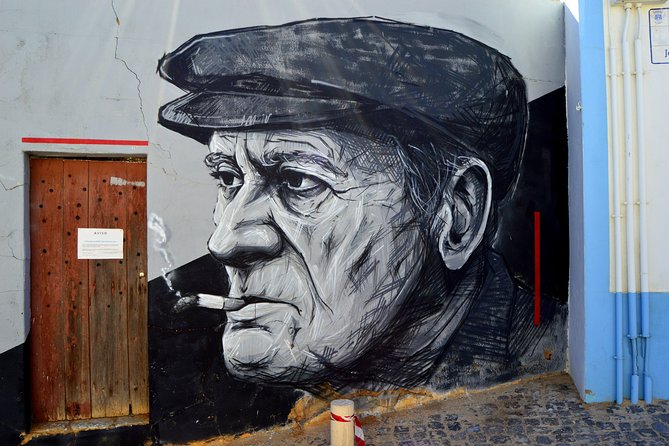 Brodies Historical and Fun Lagos Walking Tour - Tour Highlights