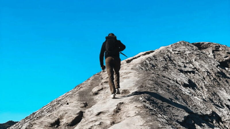 Bromo Sunrise Private Tour 12 Hours from Surabaya - Key Points