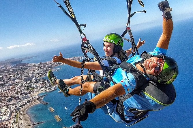 BRONZE tandem paragliding flight in South Tenerife, free pick up - Who Should Consider This Experience?