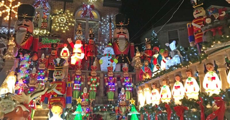 Brooklyn: 1.5-Hour Dyker Heights Christmas Walking Tour - What You Can Expect During the Tour