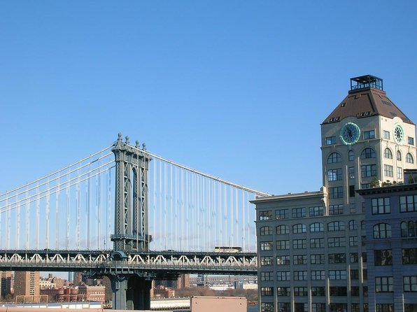 Brooklyn Bridge and Dumbo Walking Tour - Brooklyn Bridge Park: A Perfect Photo Finish