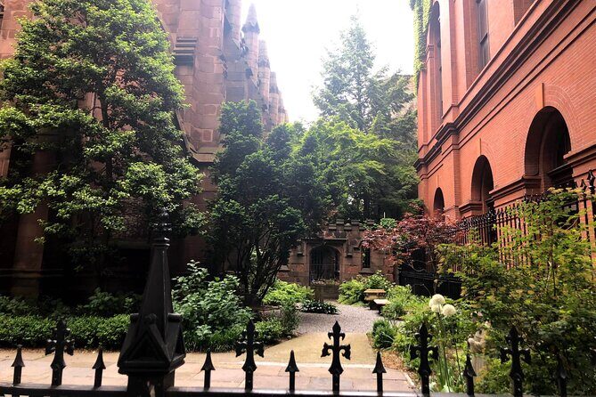 Brooklyn Heights: A Self-Guided Tour from the Promenade to Truman Capote's house - Frequently Asked Questions (FAQs)