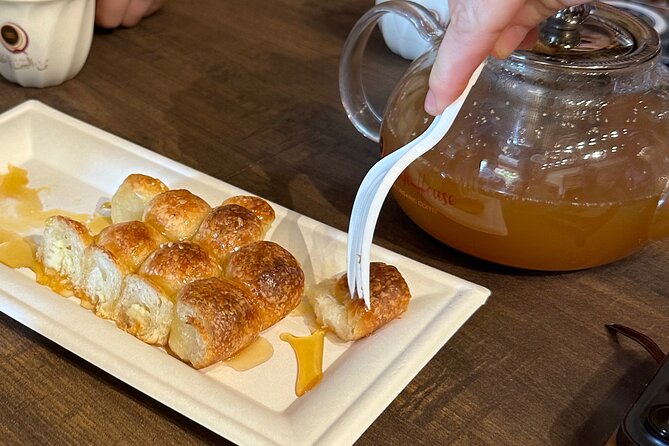 Brooklyn NYC Food & Walking Tour With a 5th Generation New Yorker - Convenient Meeting and Ending Points