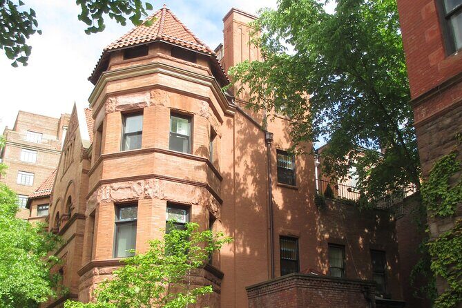 Brooklyn Self-Guided Walking Tour and Scavenger Hunt - The Sum Up