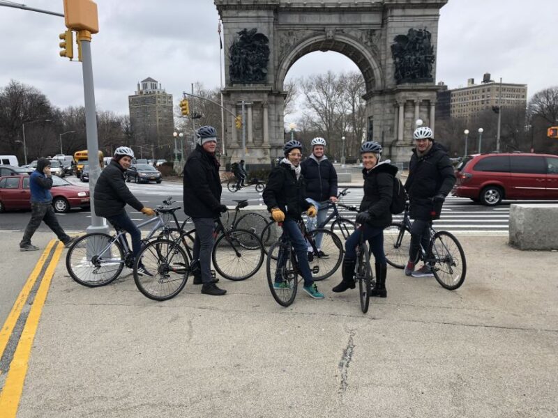 Brooklyn: Sightseeing Bike Tour with Local Guide - FAQ