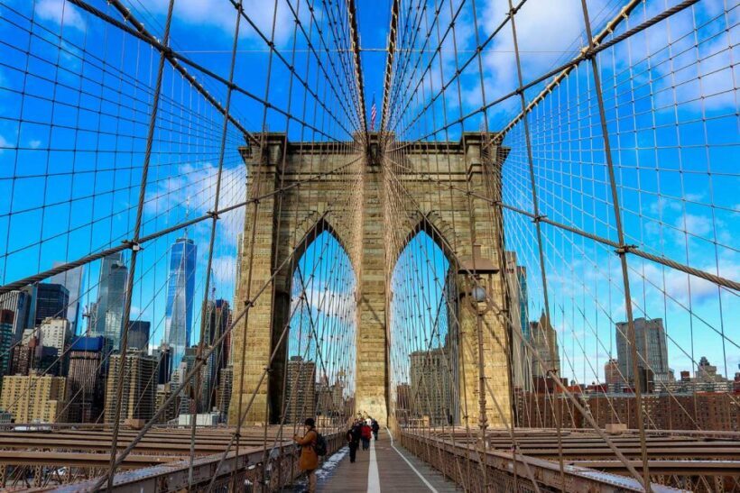 Brooklyn: The Bridge, DUMBO, & Brooklyn Heights Best of Tour - Authentic Stories & Hidden Gems