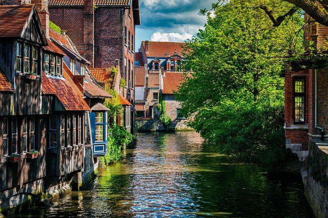 Bruges Audio Guided or Guided Day Trip With Canal Cruise Option From Paris - Admire Bruges Well-Preserved Architecture
