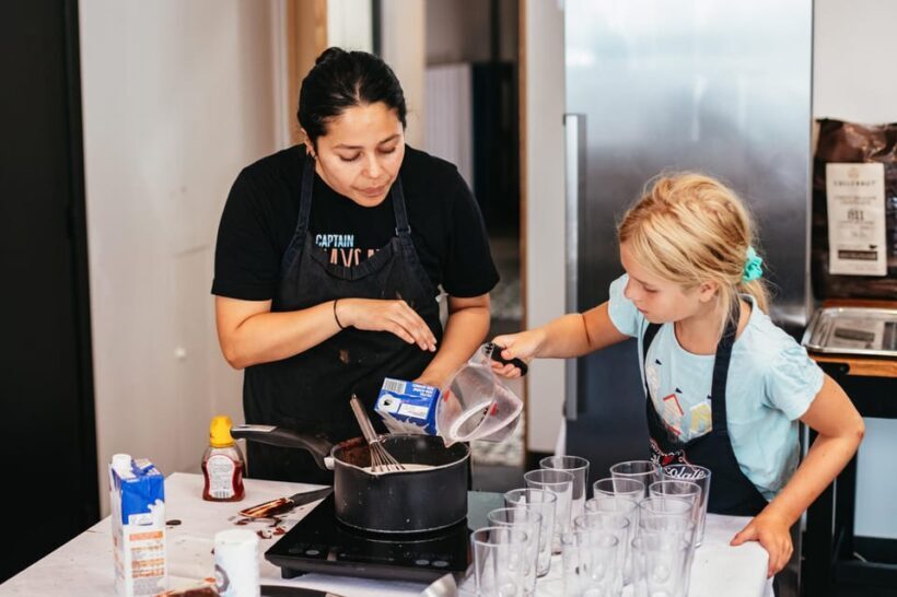 Bruges: Belgian Praline and Mendiants Chocolate Workshop - Detailed Breakdown of the Experience