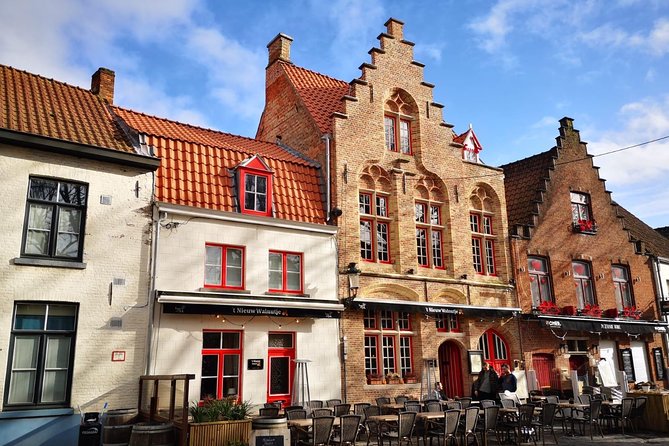 Bruges Bus Tour From Amsterdam - Exploring Bruges Historic Center