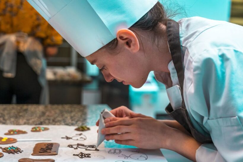 Bruges: Chocolate Making Workshop and Chocolate Museum Entry - FAQ