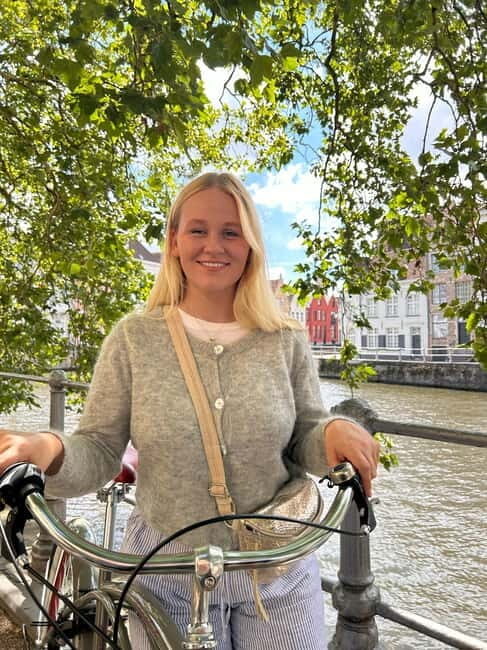 Bruges: City Bike Tour with a Local - Key Points
