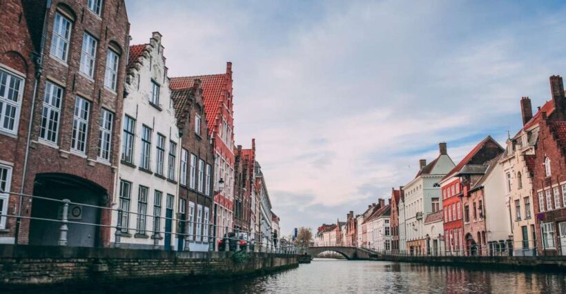 Bruges: Express Walk with a Local in 60 minutes - Who Will Love This Experience?