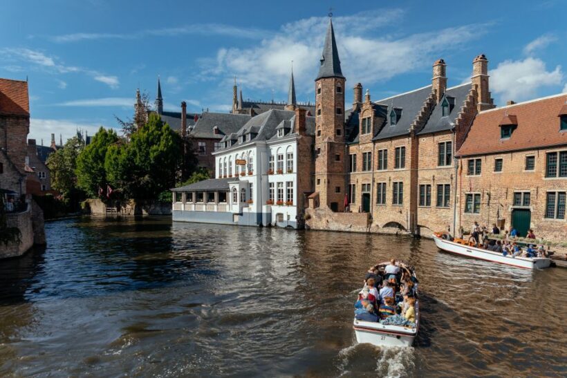 Bruges: Private Food Tour  10 Tastings with Locals - Who Would Enjoy This Tour?