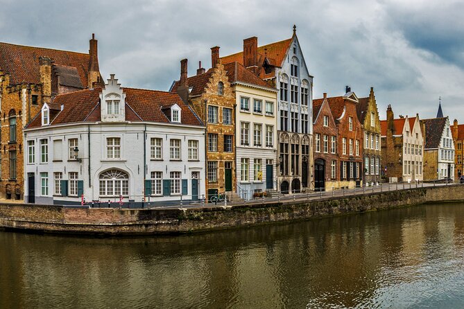 Bruges: Self-Guided Mobile Scavenger Hunt and Walking Tour - Key Features of the Tour
