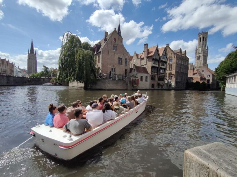 Bruges: Small Group Boat Cruise and Guided Walking Tour - Practical Tips for Tour Participants