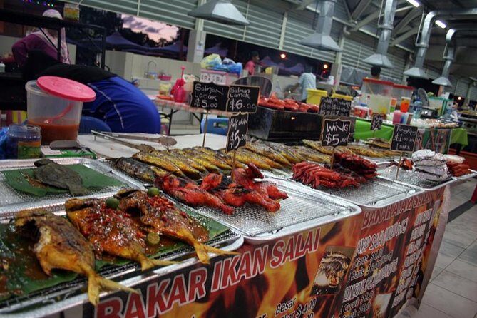 Brunei By Night Tour & Traditional Dinner - Authenticity and Traveler Feedback