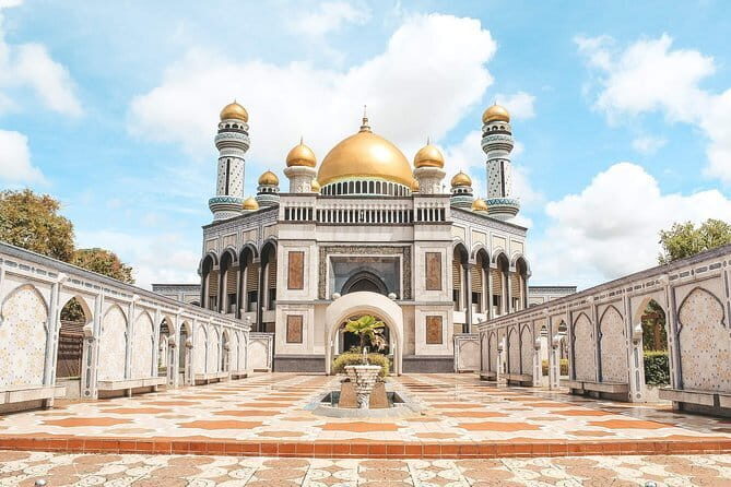 Brunei International Airport Transfer Service (max 7pax) - Practical Tips and Considerations