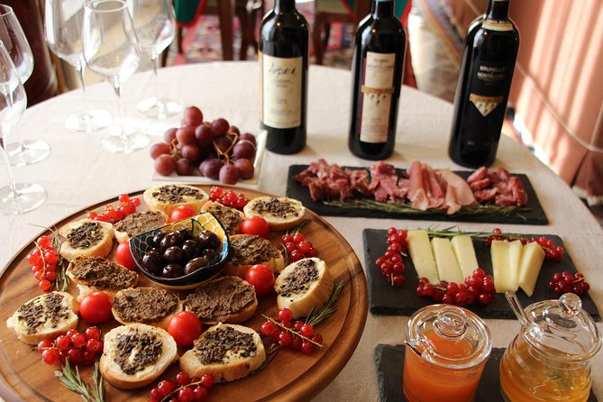 Brunello di Montalcino Wine Tasting with Tuscan appetizer in ancient residence - The Practical Details: What to Expect