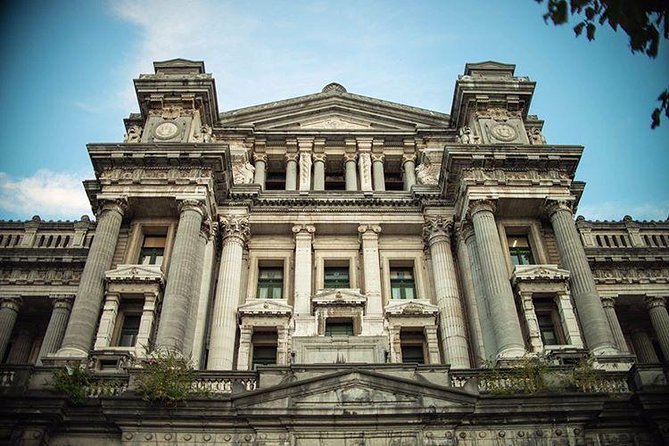 Brussels, 1000 Years of Struggles: Review - Insights From the Tour