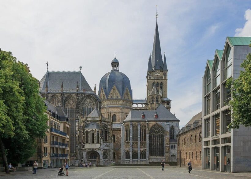 Brussels: Aachen and Charlemagne Private Day Trip by Car - Practical Details and Tips