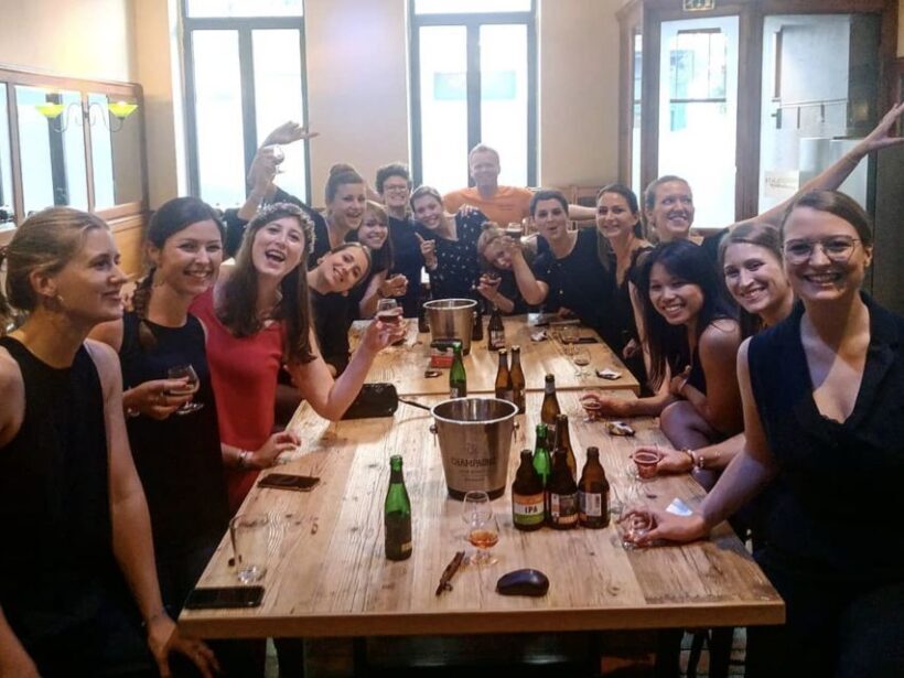 Brussels: Belgian Beer Tasting and Course at a Private Bar - Key Points