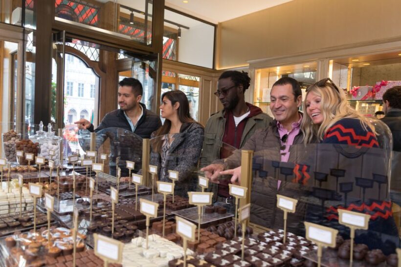 Brussels: Belgian Chocolate Tasting Tour - The Highlights of the Brussels Chocolate Tasting Tour