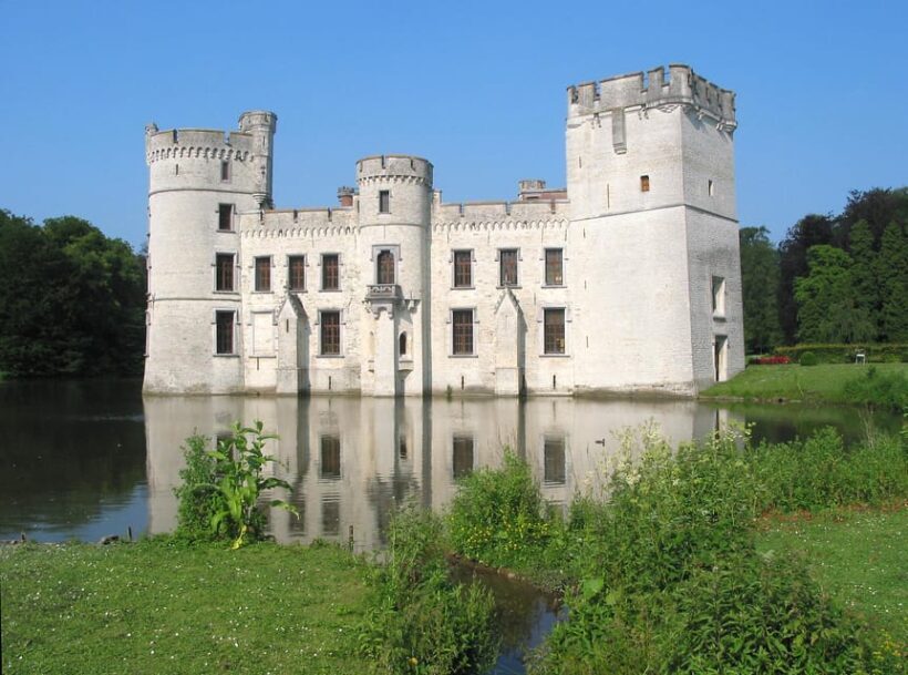 Brussels: Durbuy and Kasteel Bouchout Private Day Trip - The Itinerary Breakdown