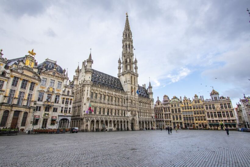 Brussels: Insta-Perfect Walk with a Local - A Practical Guide to the Brussels: Insta-Perfect Walk