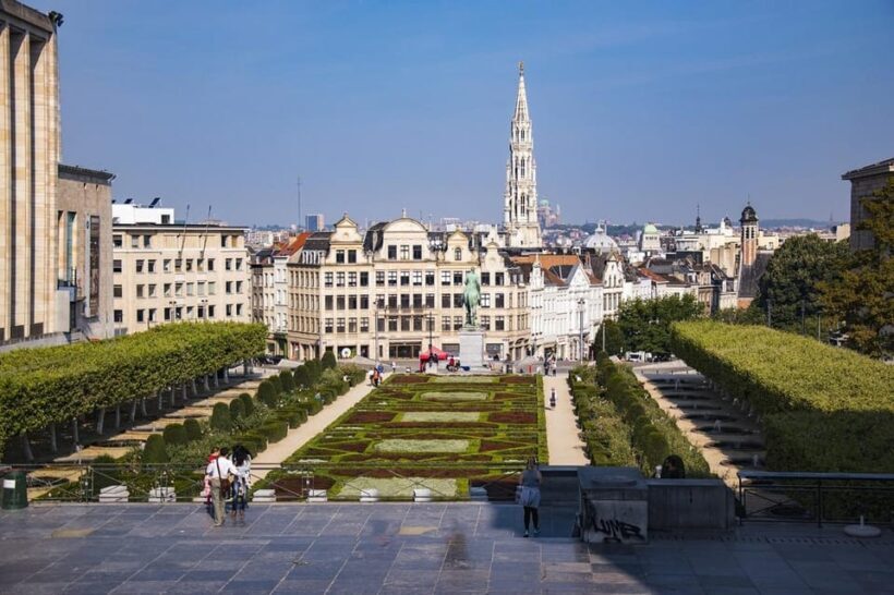 Brussels: Private 2-Hour Sightseeing Tour with Local Guide - A Closer Look at the Experience