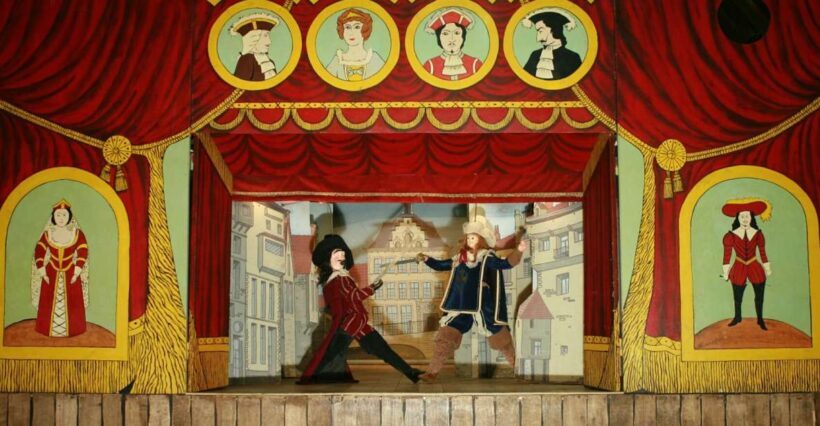 Brussels: Private Tour of Theatre Toone with Snacks and Beer - Is This Tour Worth the Price?