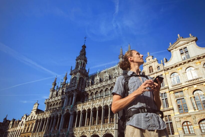 Brussels: Secret Paths and Stories Private Walking Tour - Detailed Breakdown of the Itinerary