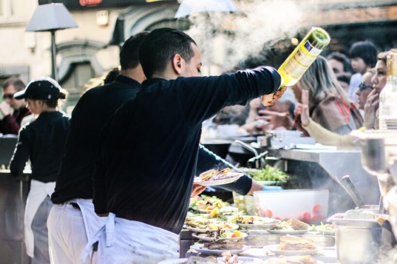 Brussels: Walking Tour with Belgian Lunch, Chocolate, & Beer - A Deep Dive into the Experience