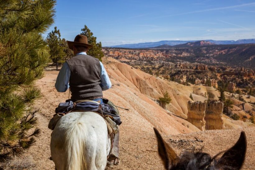 Bryce Canyon: Horseback Ride in the Dixie National Forest - The View and Atmosphere