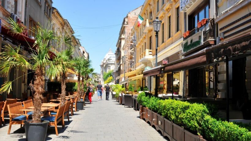 Bucharest: 4-Hour Walking Food Tour in the Old Town - What to Expect from the Bucharest Food and History Tour