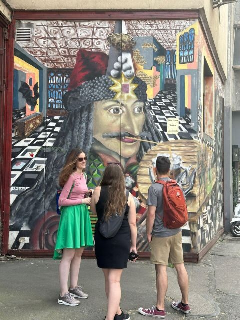 Bucharest Alternative Walking Tour - The Hidden Art at the University of Architecture