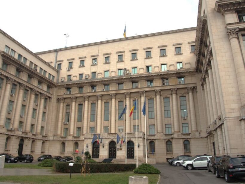 Bucharest by car - full day 'stop and visit' experience - FAQ