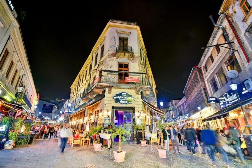 Bucharest City Tour - Exploring Bucharest’s Rich Tapestry