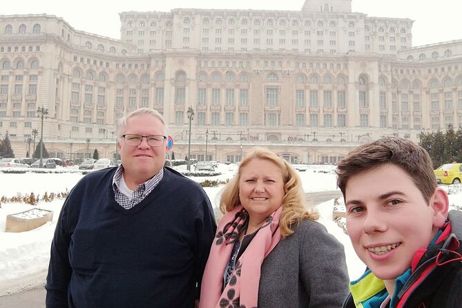 Bucharest: Communism, Revolution & City Highlights Tour - Discovering the Vibrant Old City