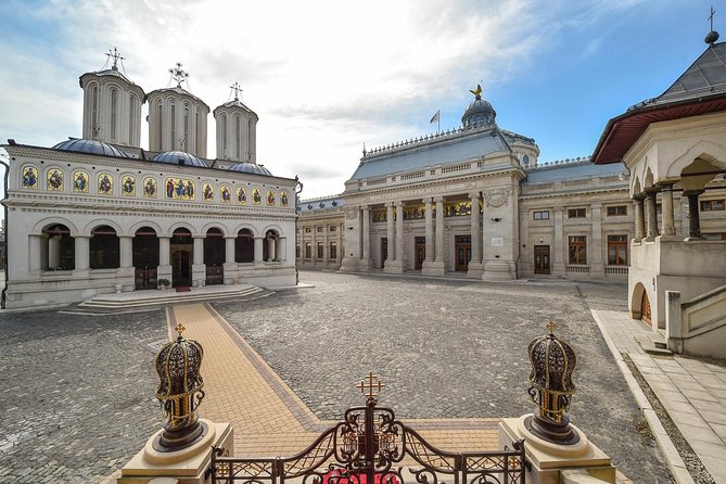 Bucharest Communist Bike Tour - Navigating the Streets of Ceausescus Regime