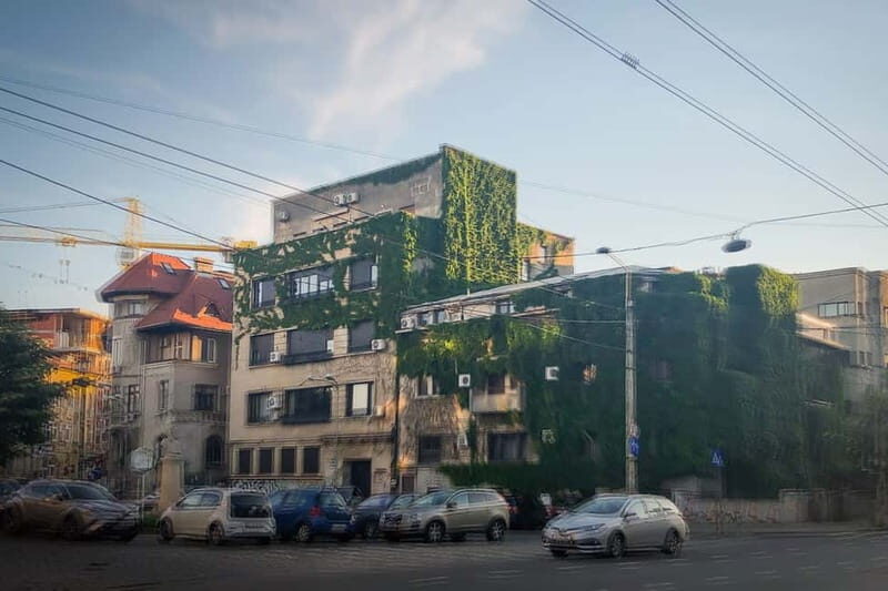 Bucharest: Craft Beer Tour with Traditional Meal - Key Points