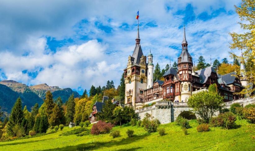 Bucharest: Draculas Castle, Peles Castle & Brasov Day Trip - Who Is This Tour Best For?