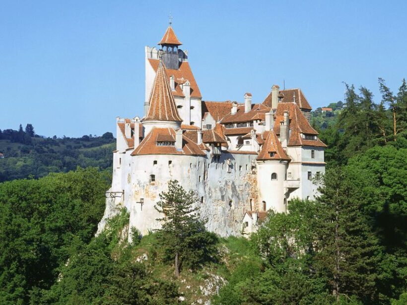 Bucharest: Dracula's Castle, Peles Castle, & Brasov Old Town - The Itinerary and Its Highlights